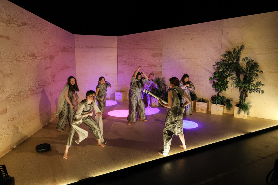 Drei Schwestern | D’haus - Düsseldorfer Schauspielhaus